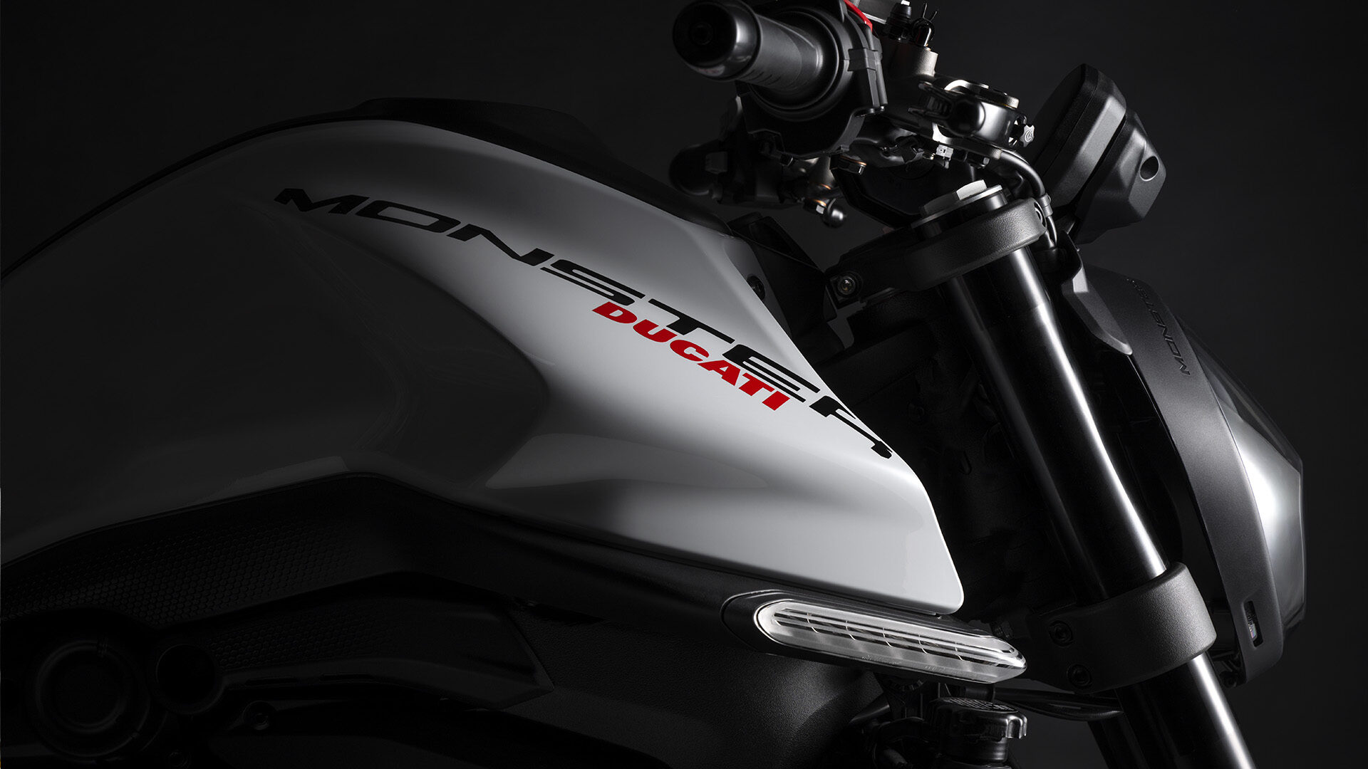 Monster、SuperSport950 ニューカラー発表 | バイクのことならDUCATI浜松へ（ドゥカティ浜松）